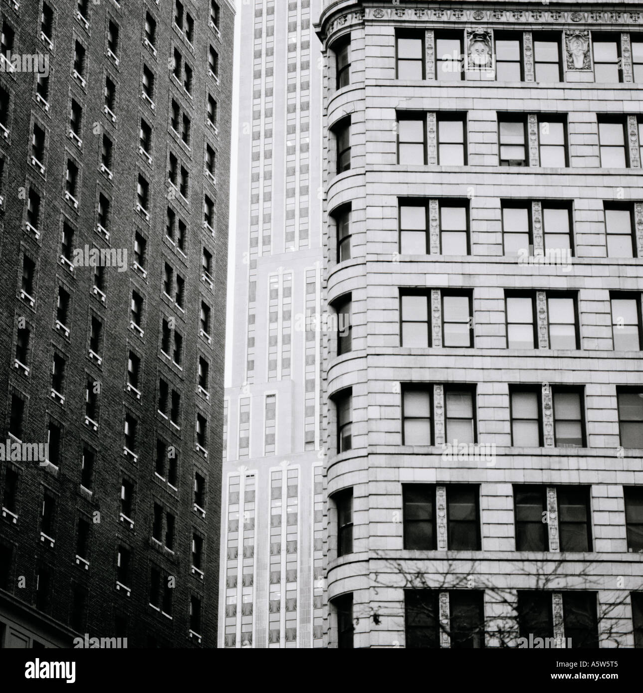 Flatiron building new york black hi-res stock photography and images ...