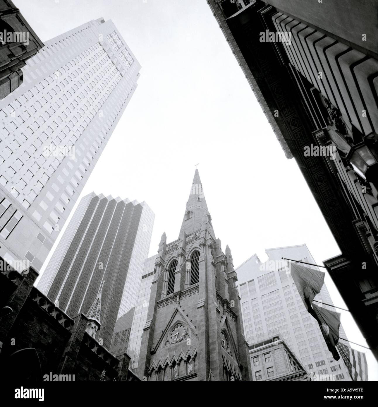 Sony building new york city hi-res stock photography and images - Alamy