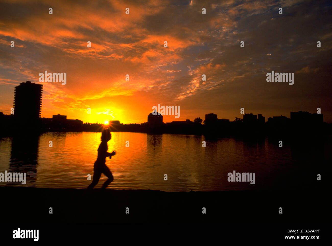 Lake merritt runner hi-res stock photography and images - Alamy