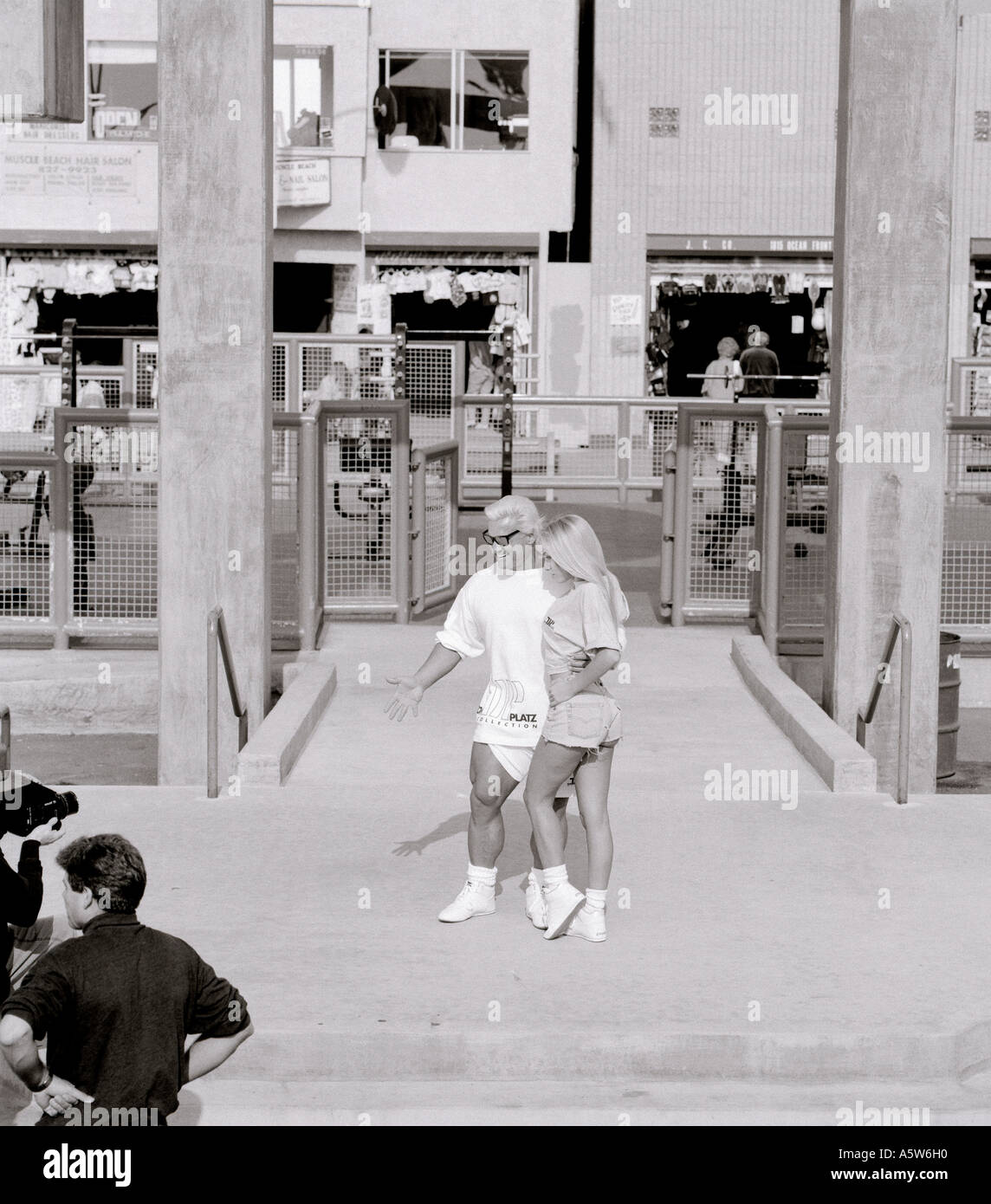Tom Platz bodybuilder at a photo shoot in Muscle Beach in Venice Beach ...