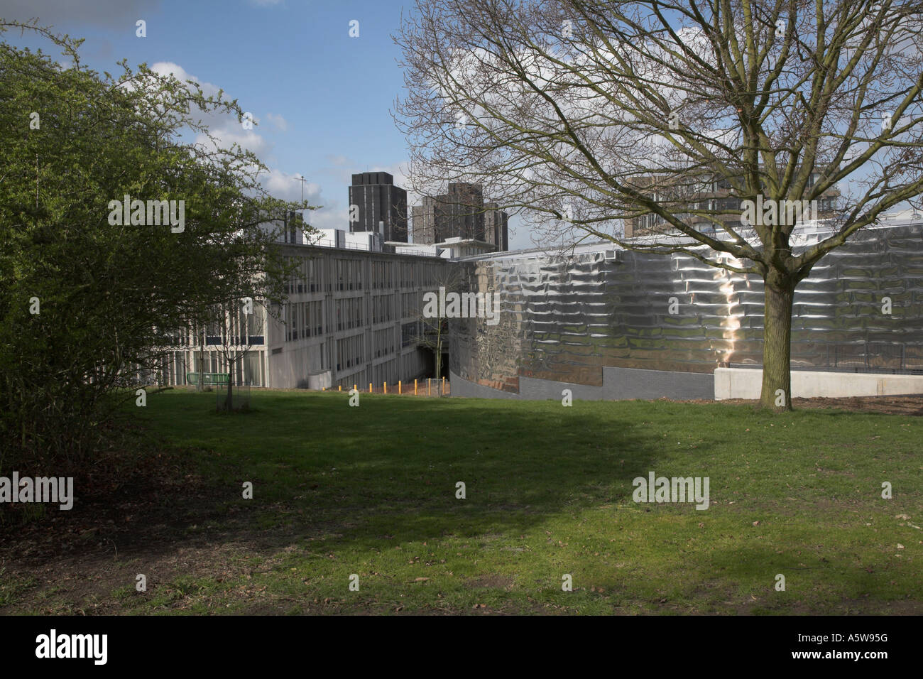Uk university lecture theatre hi-res stock photography and images - Alamy
