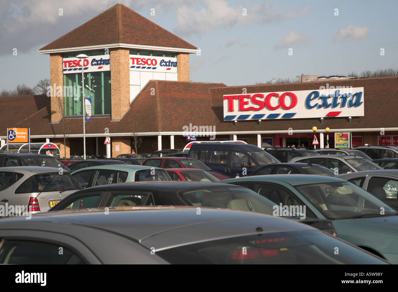 Tesco extra superstore shop and car park martlesham hi-res stock ...