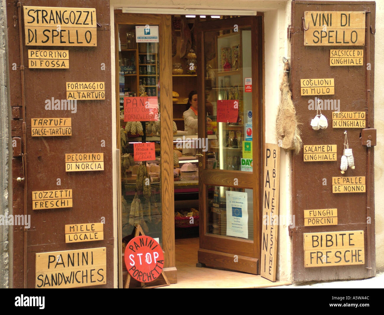 Spello in italien hi-res stock photography and images - Alamy