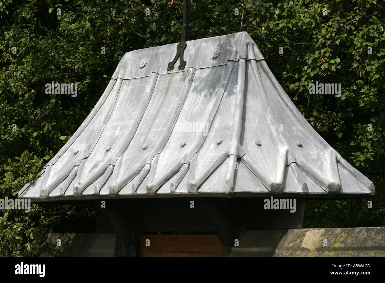 Bossed roof hi-res stock photography and images - Alamy