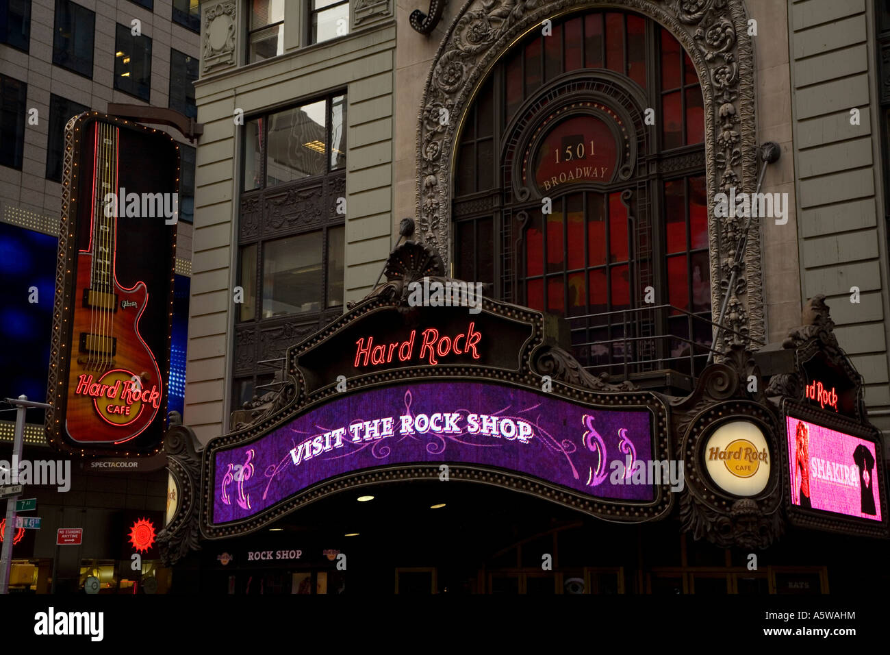 The Hard Rock cafe in Times Square New York City 2007 Stock Photo - Alamy