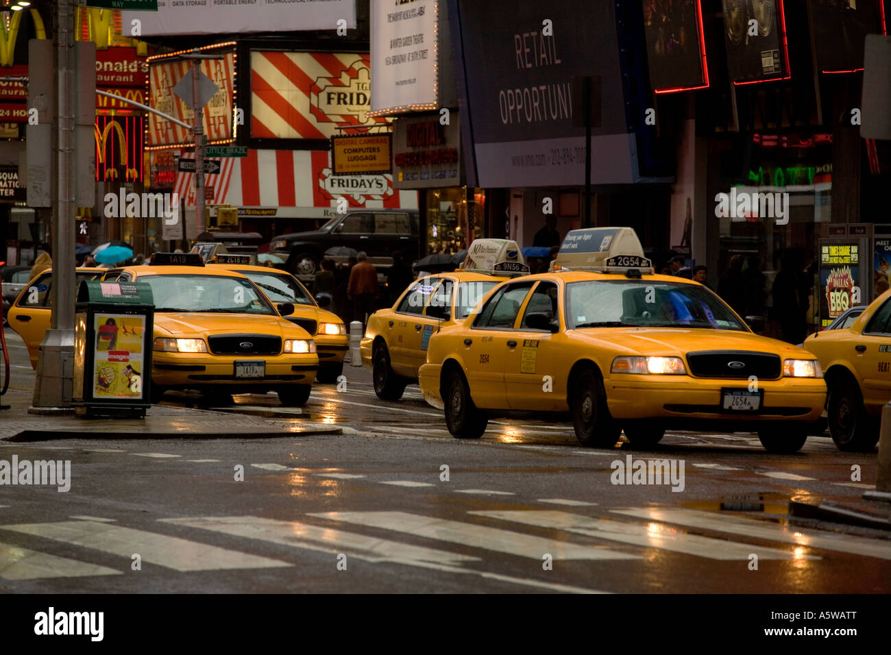 Yellow taxi cabs in Times Square New York City 2007 Stock Photo - Alamy