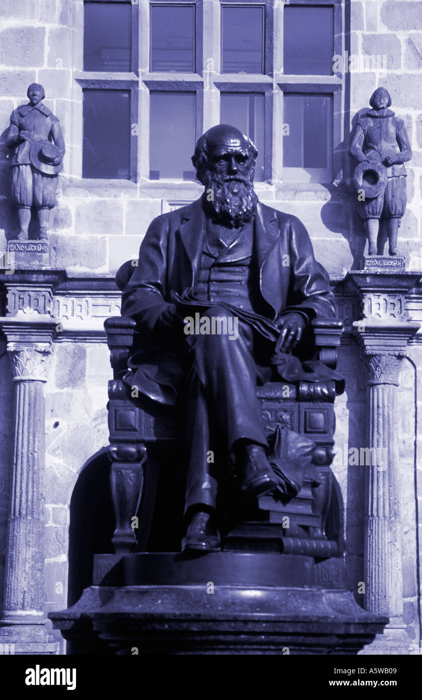 Statue of Charles Darwin 1897 by Montford outside Shrewsbury Library ...