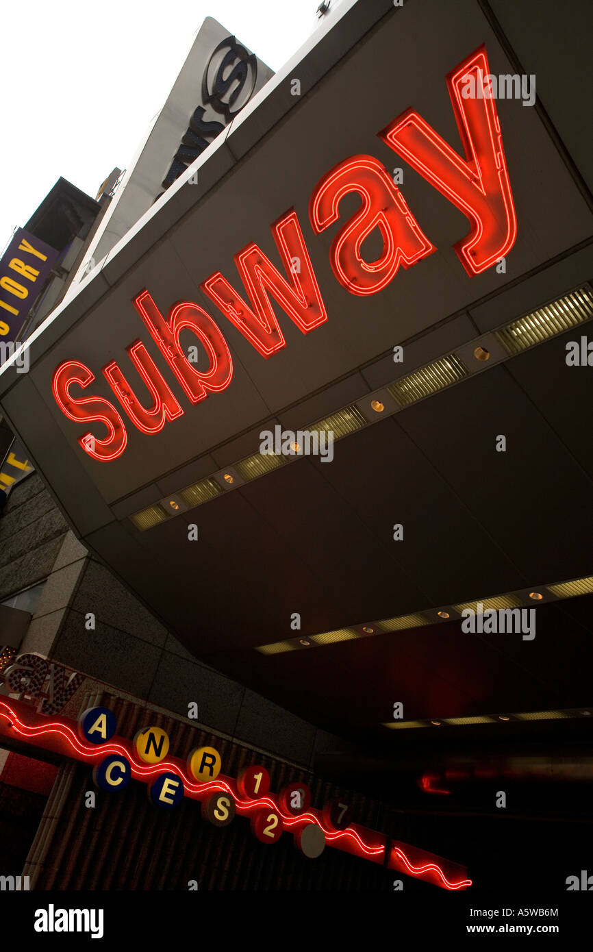Times square subway metro 42nd hi-res stock photography and images - Alamy