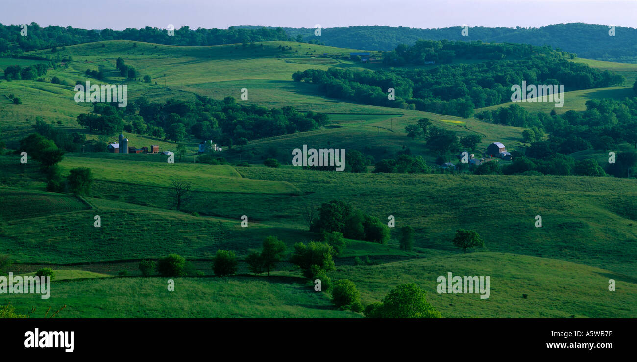 Many small barns hi-res stock photography and images - Alamy