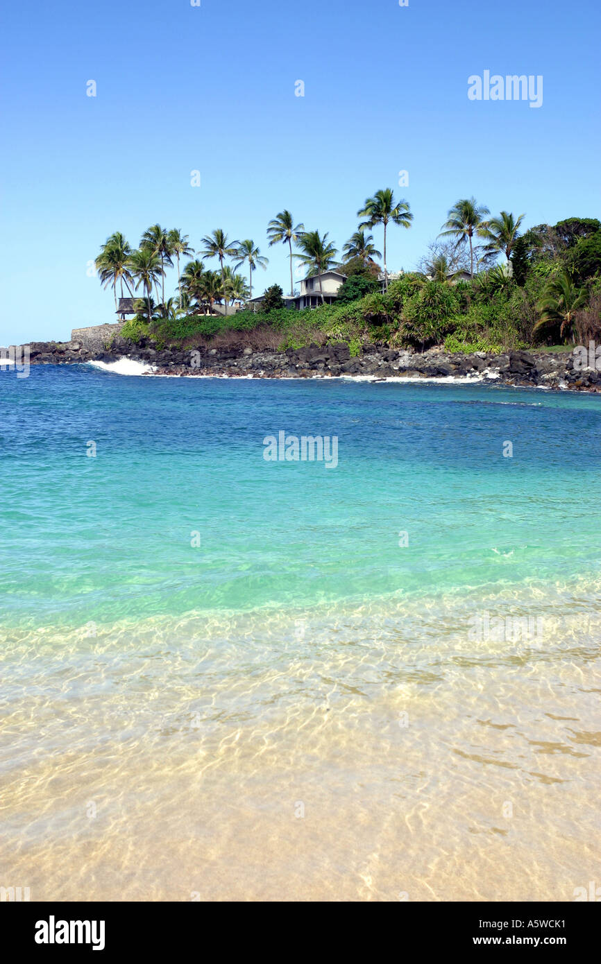 Oahu north shore waimea bay beach hi-res stock photography and images ...