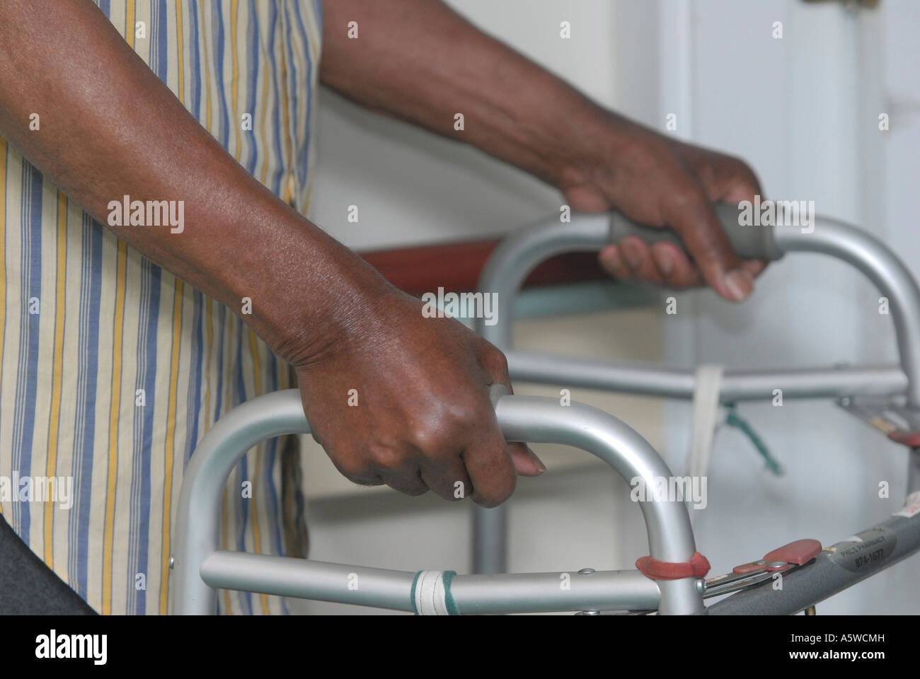 African old man with walker hi-res stock photography and images - Alamy