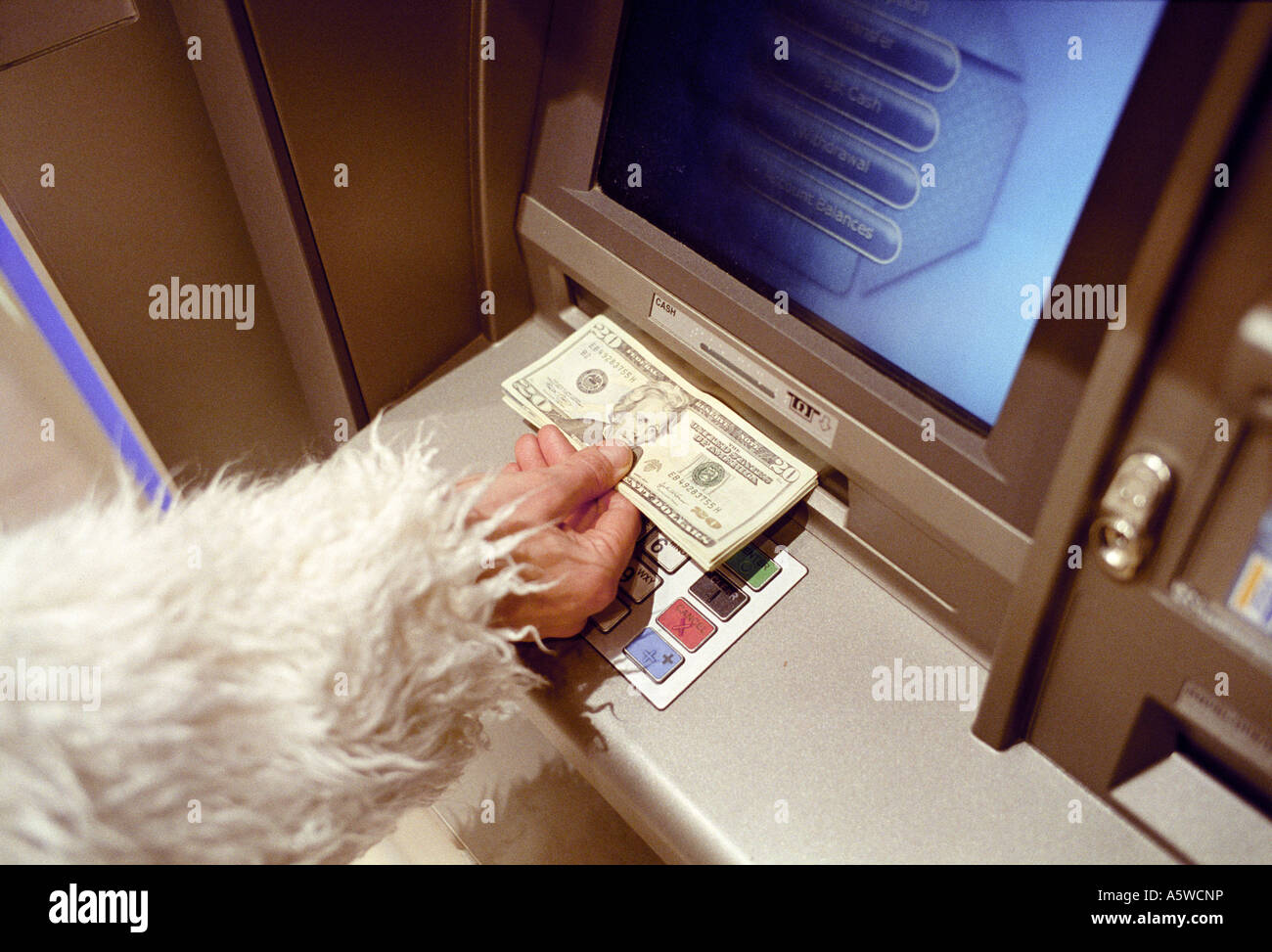 Withdraw money machine hi-res stock photography and images - Alamy