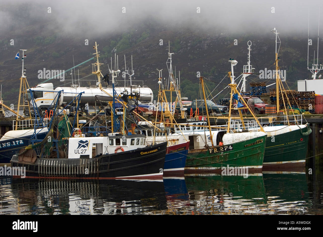 Ullapool / Fishing boats Stock Photo - Alamy