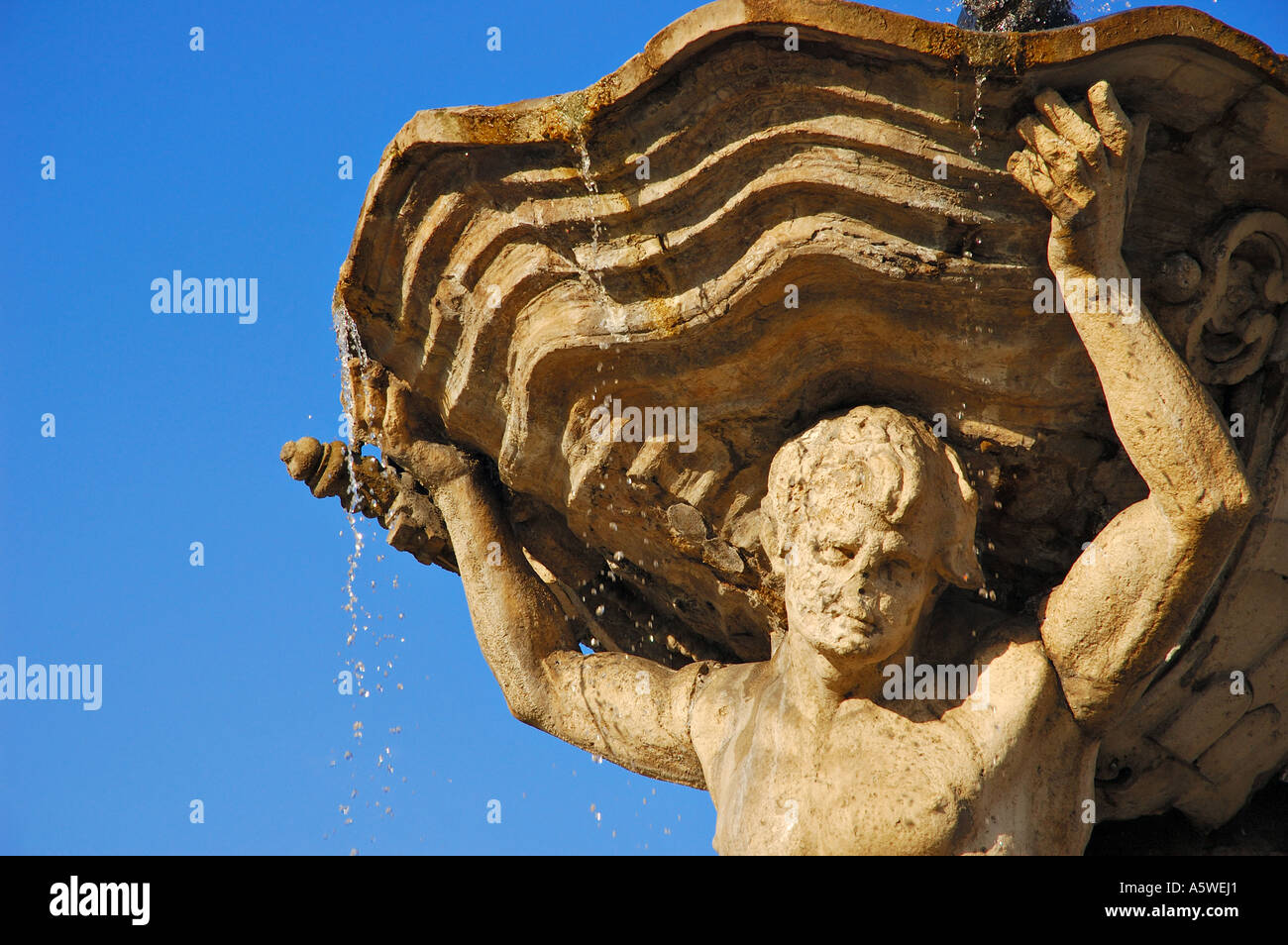 Mouth of truth statue hi-res stock photography and images - Alamy