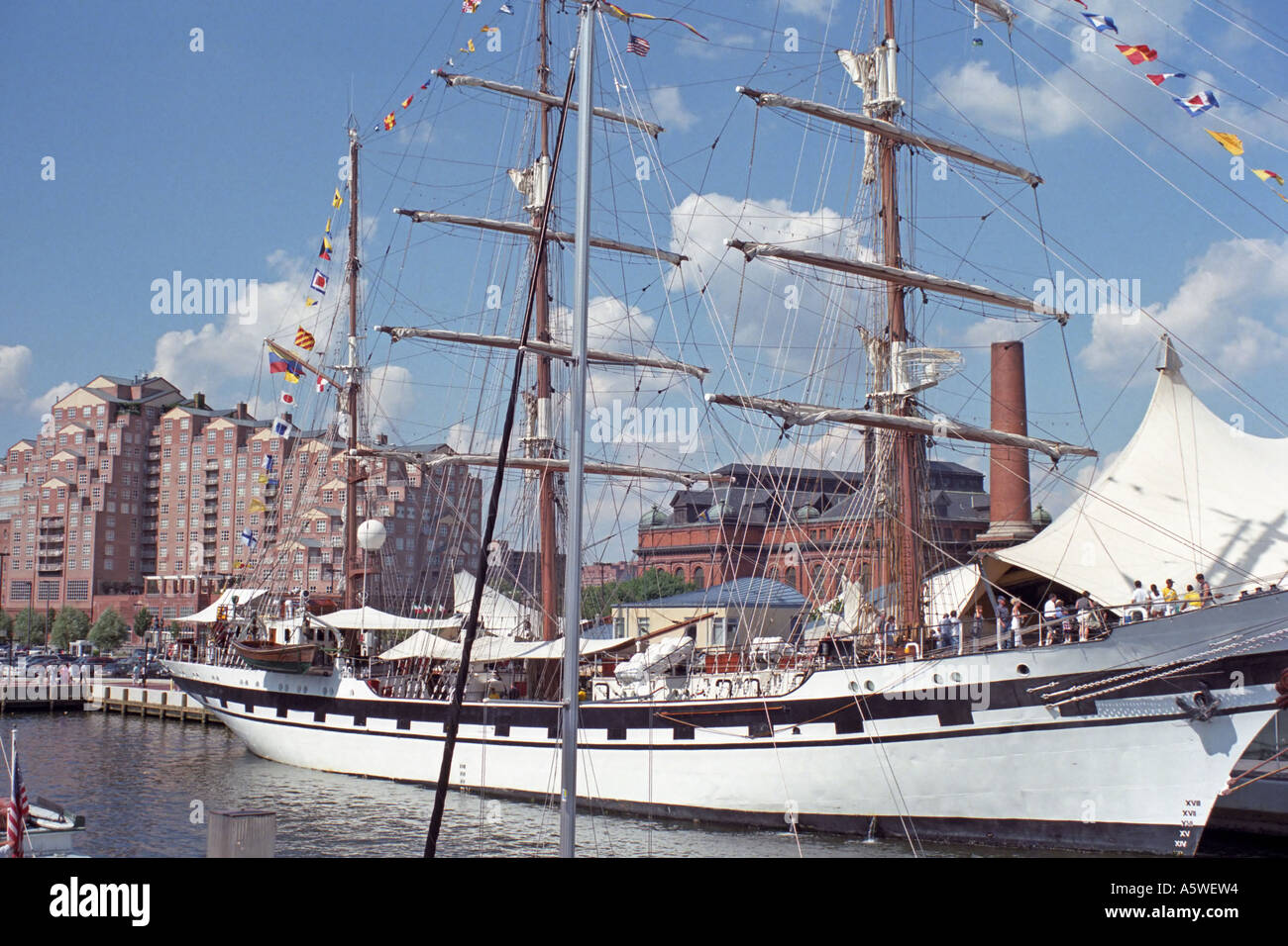 Tall ship in Baltimore Harbor, Md during Opsail Stock Photo - Alamy