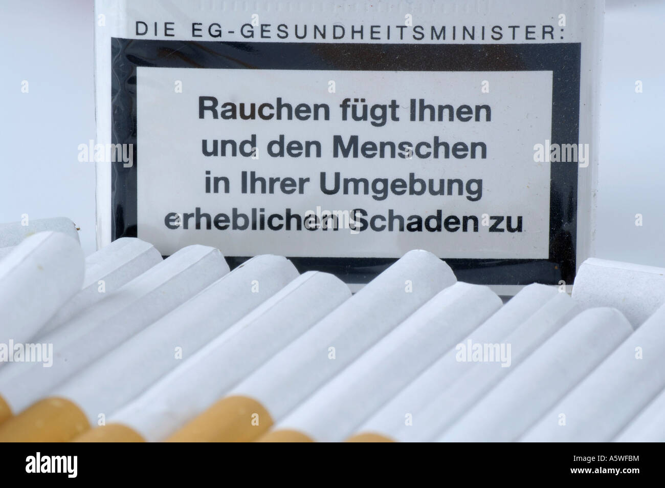 Cigarettes horizontal hi-res stock photography and images - Alamy