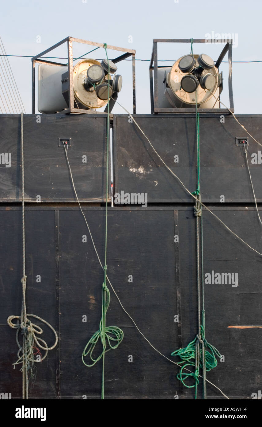 Speaker stack back hi-res stock photography and images - Alamy