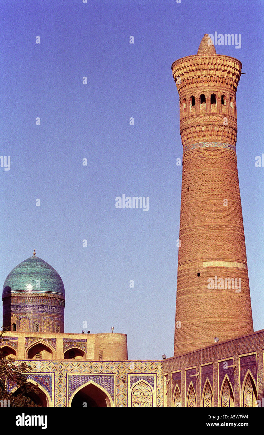Kolan minaret and mosque Bukhara Uzbekistan Stock Photo - Alamy