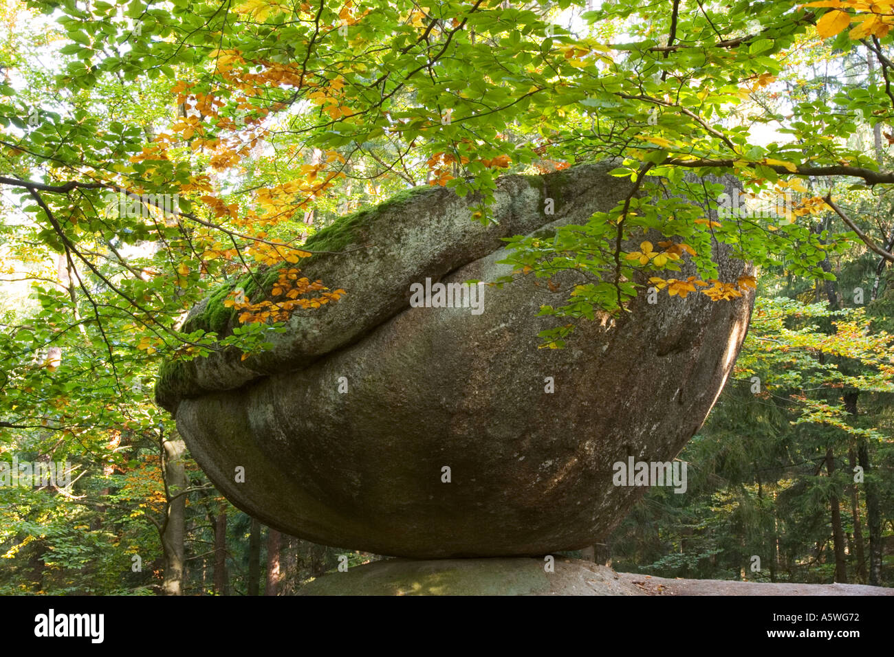Wobble stone hi-res stock photography and images - Alamy