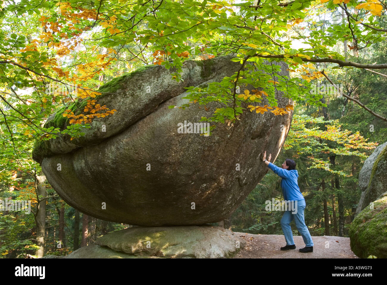 Wobble hi-res stock photography and images - Alamy