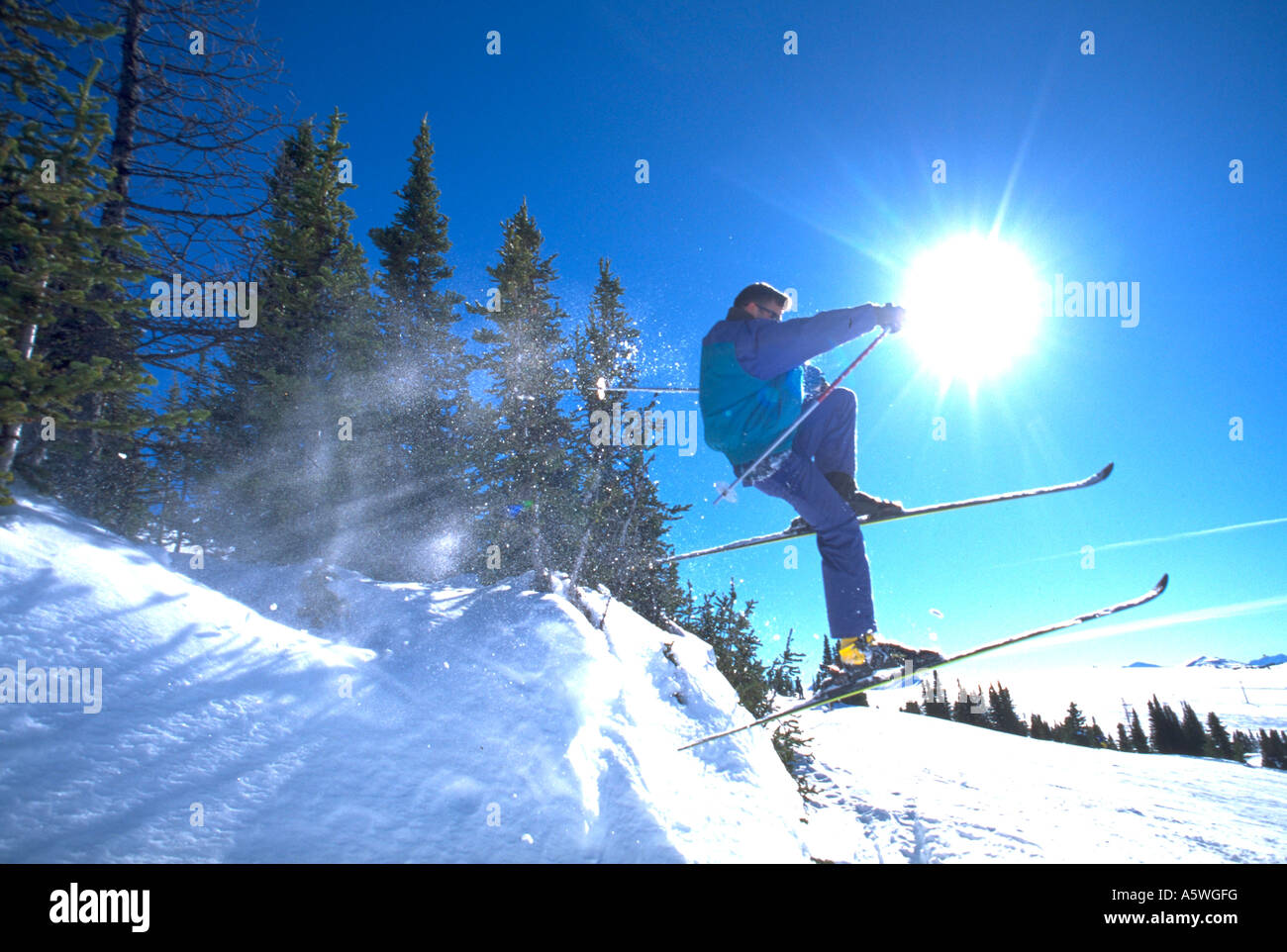 Lake louise ski resort skiing hi-res stock photography and images - Alamy