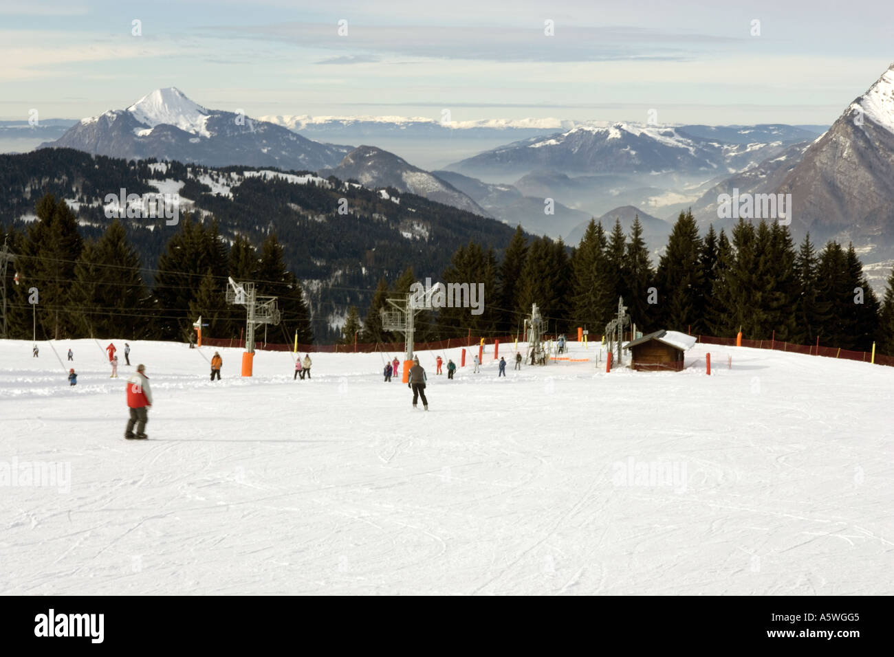 Samoens ski resort hi-res stock photography and images - Alamy