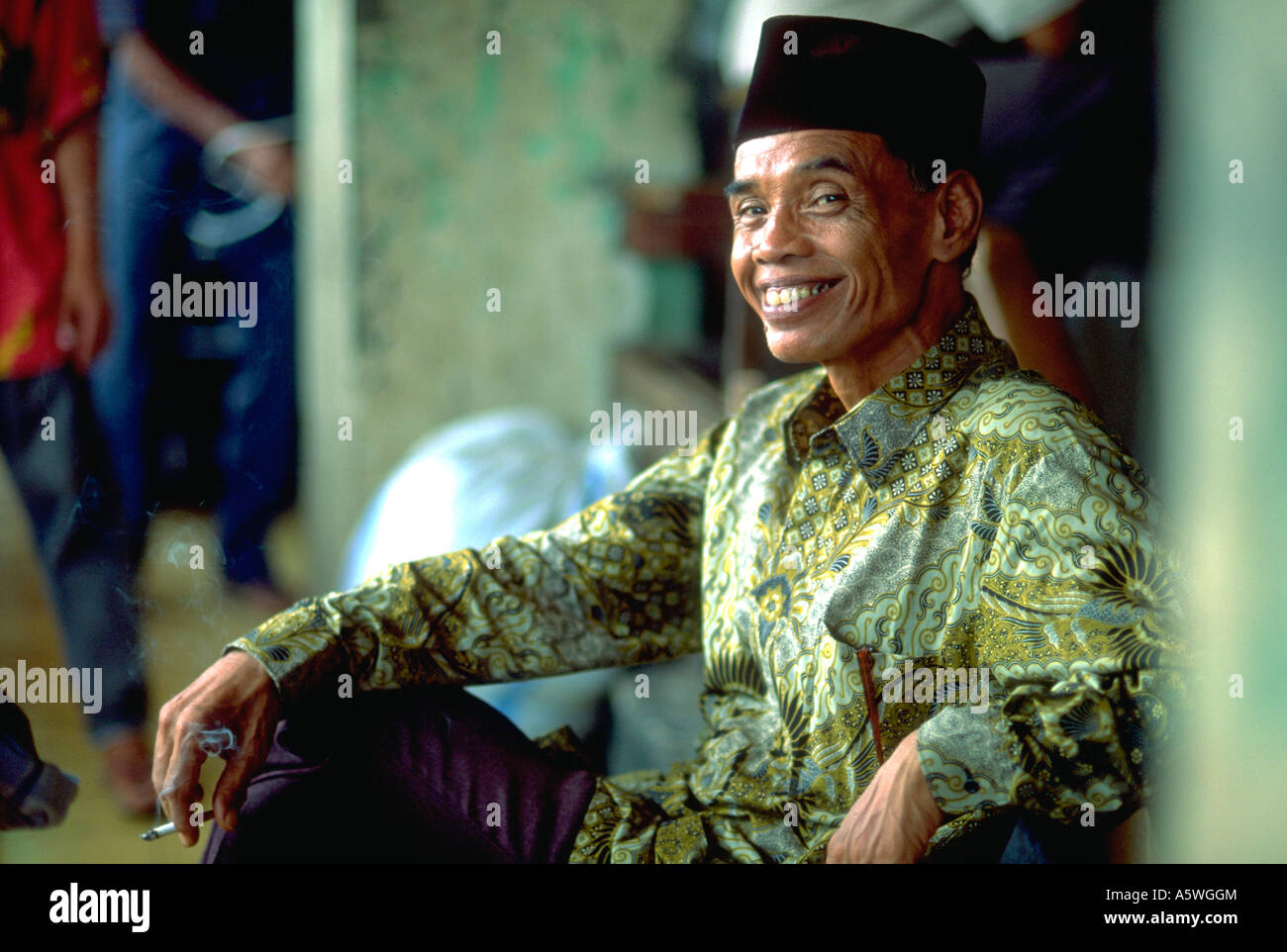 Indonesian man batik hi-res stock photography and images - Alamy