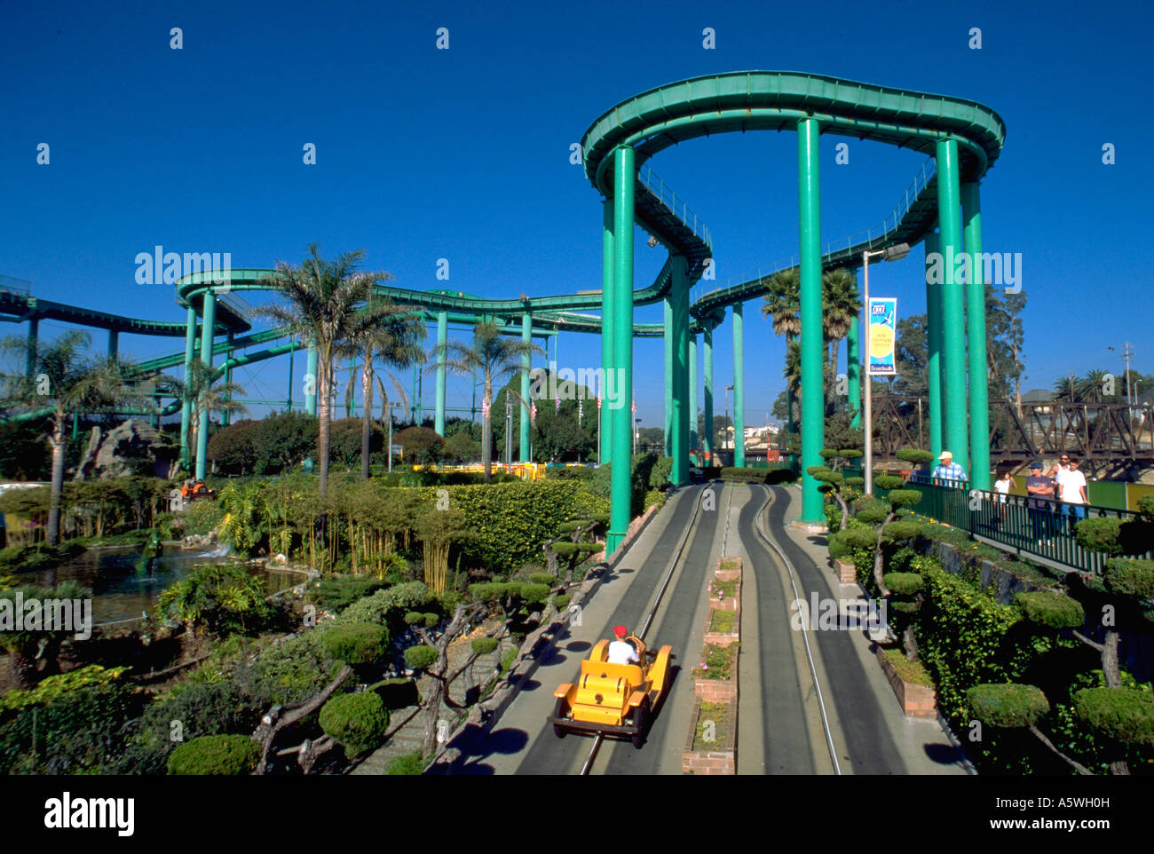 Boardwalk rides hi-res stock photography and images - Alamy