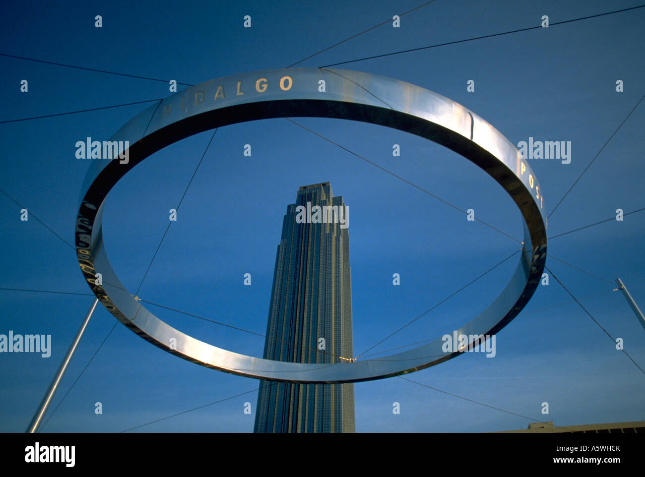 Houston abstract architecture hi-res stock photography and images - Alamy