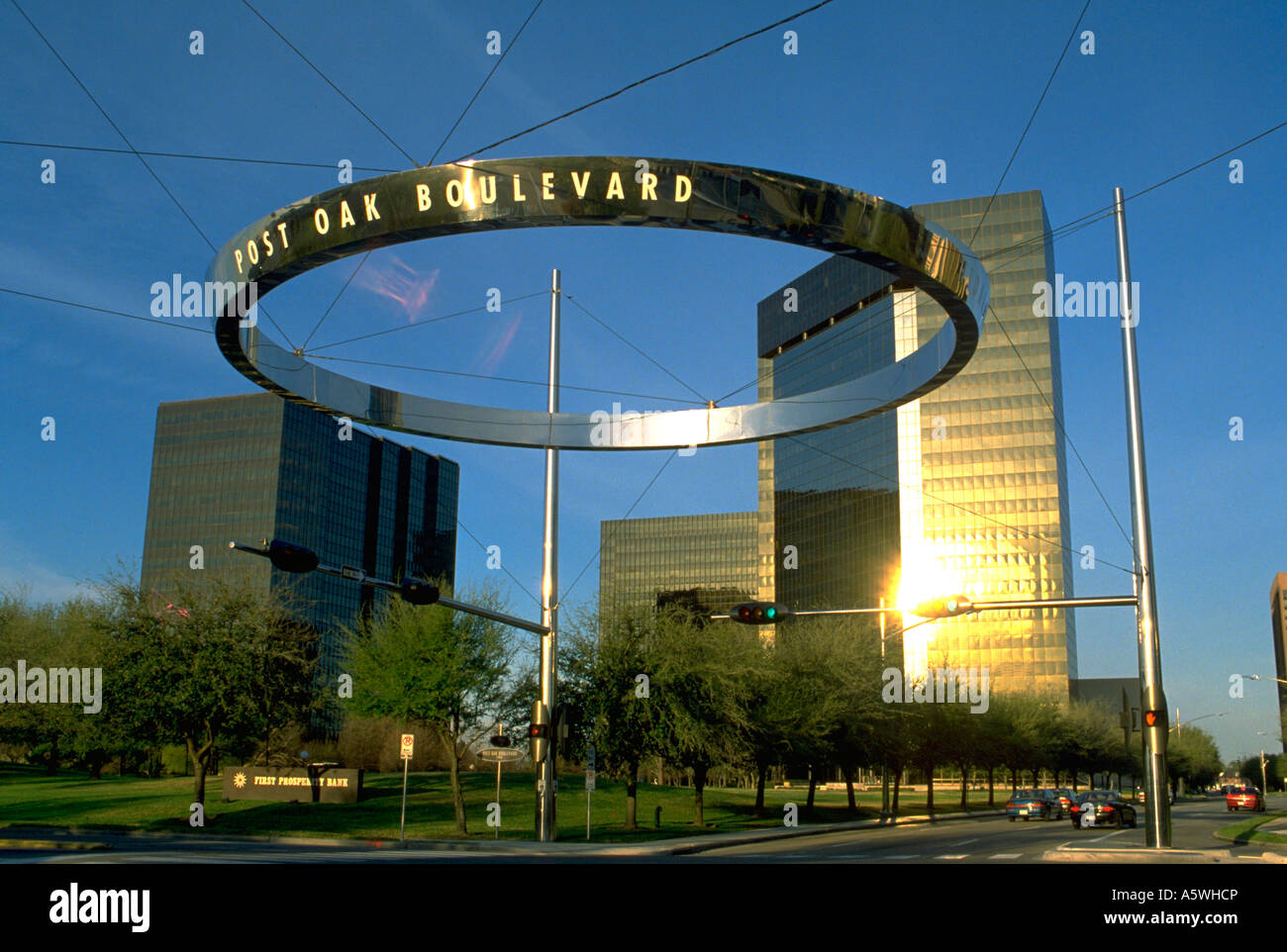 Houston abstract architecture hi-res stock photography and images - Alamy
