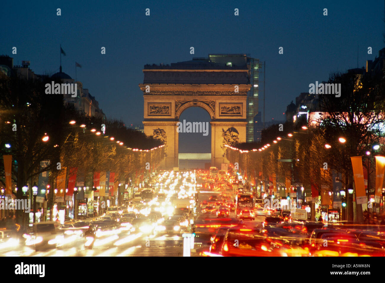 Arc de Triomphe de l'Etoile / Paris Stock Photo - Alamy