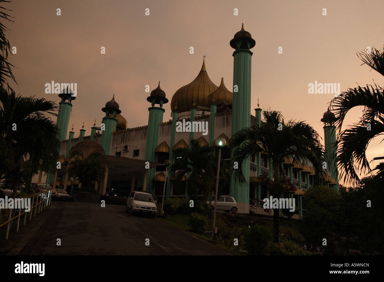 Kuching Mosque Malaysia Borneo Stock Photo - Alamy
