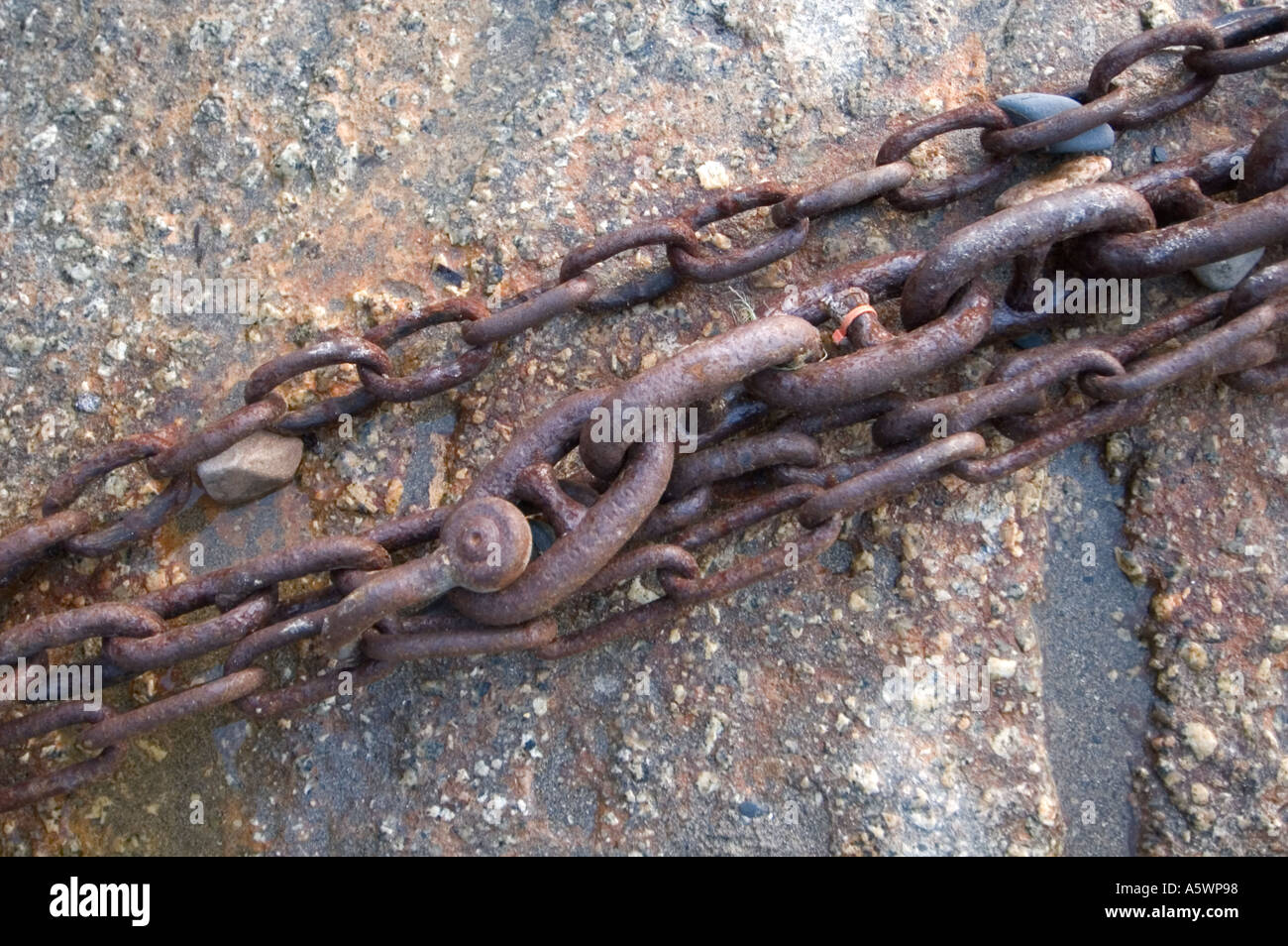 Rusty boats chains hi-res stock photography and images - Alamy
