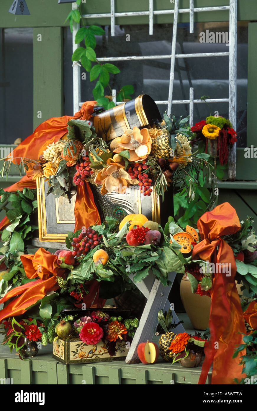 FALL DISPLAY AT FLORAL STUDIO Stock Photo - Alamy