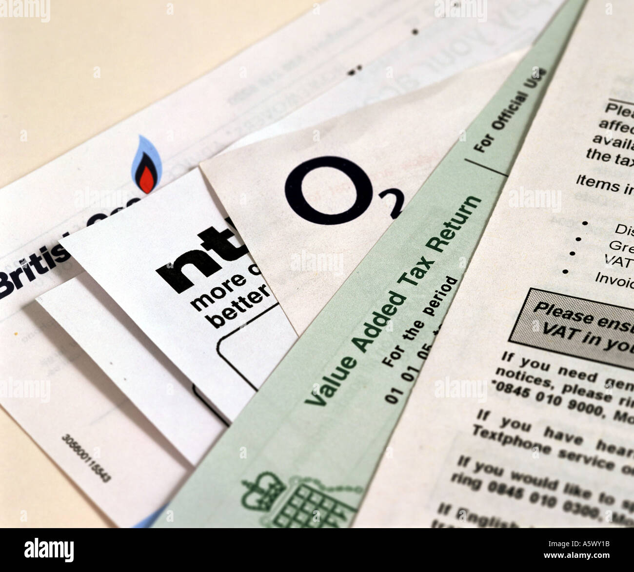 Giro cheque hi-res stock photography and images - Alamy