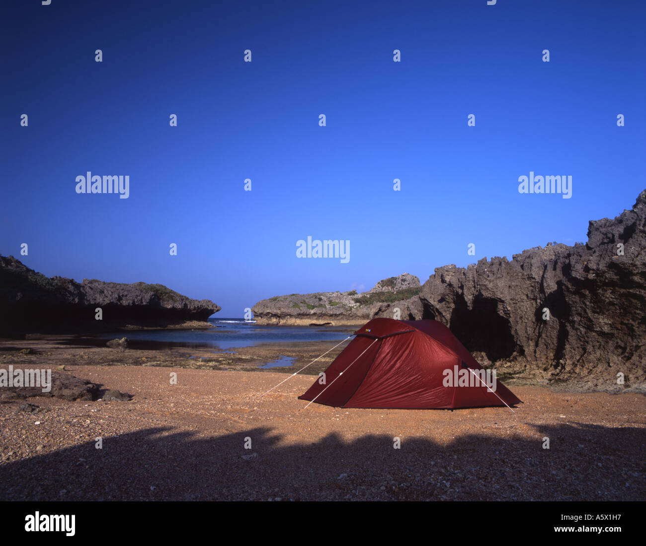 Camping on the beach in Okinawa Maeda Flats Beach Stock Photo - Alamy