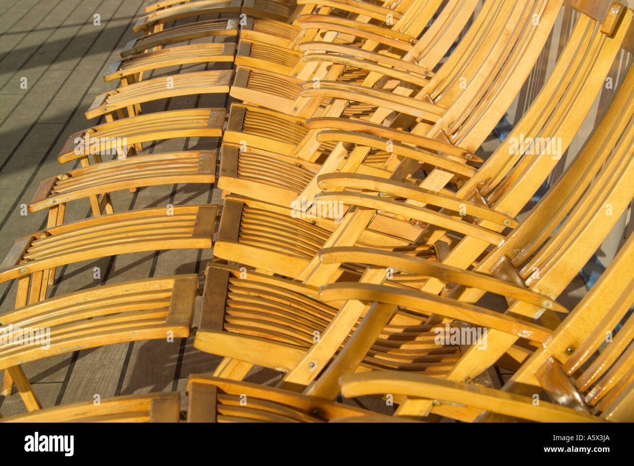 Ship deck hi-res stock photography and images - Alamy