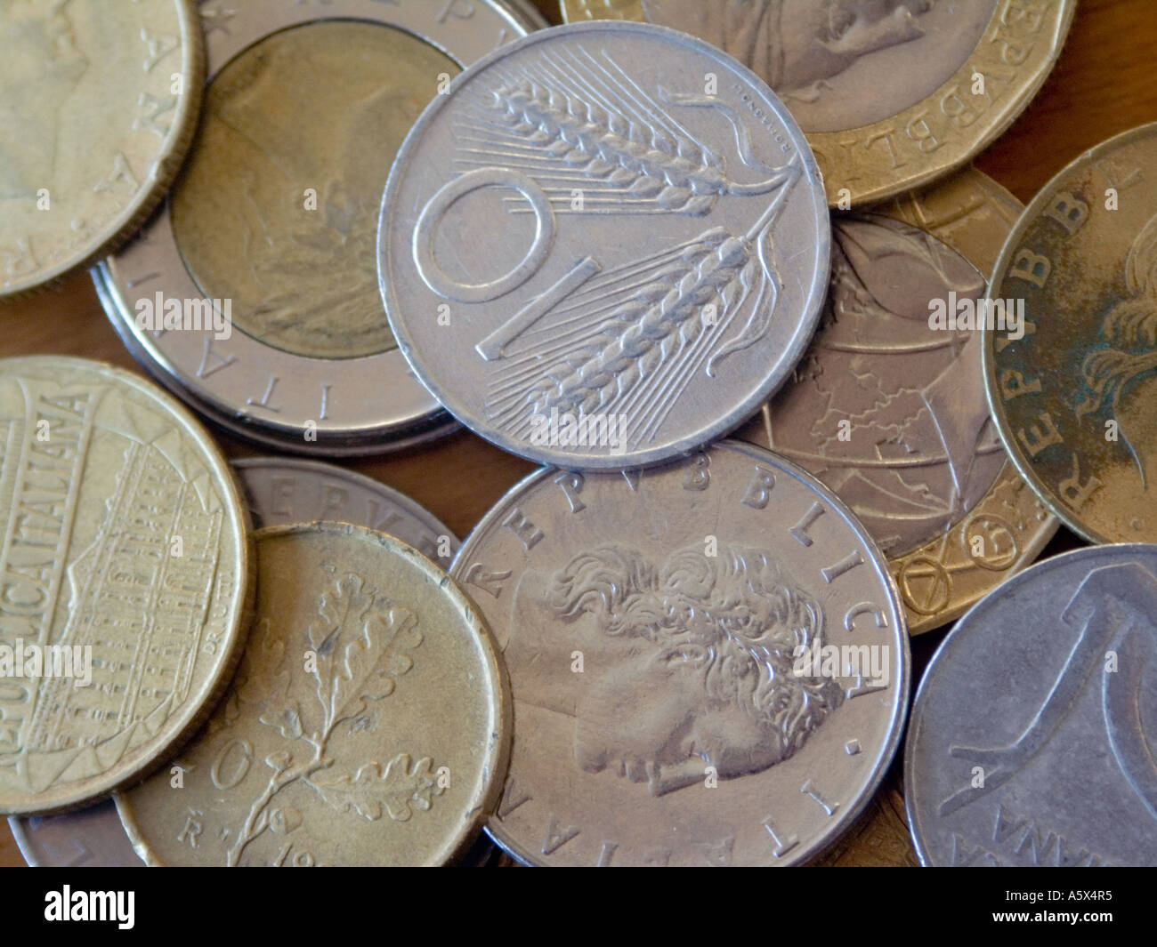 Old italian lire - lira coins Stock Photo - Alamy