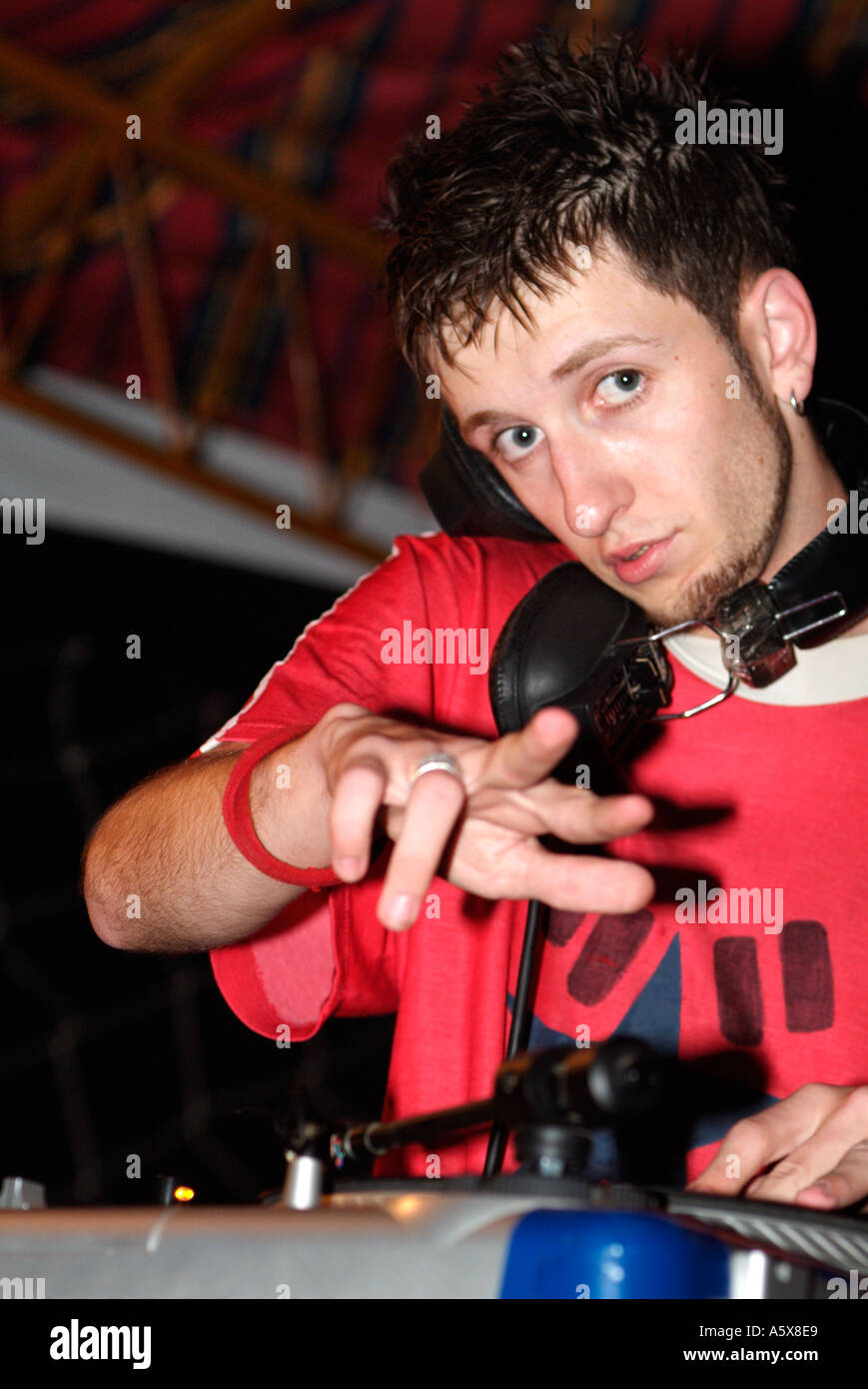 Dj roadshow party live music rave hi-res stock photography and images ...