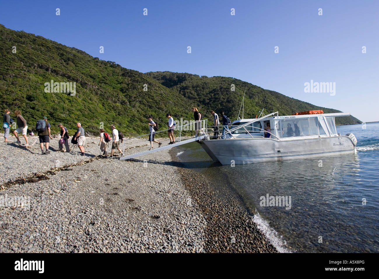 Leaving island hi-res stock photography and images - Alamy
