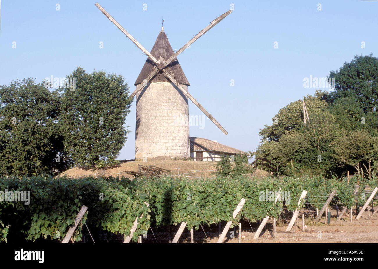 Windmill in Bordeux region Stock Photo - Alamy