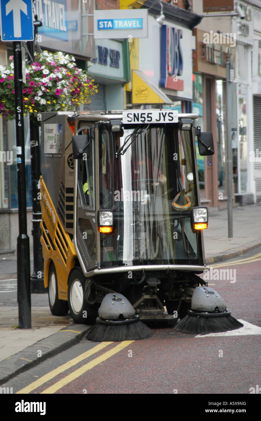 Cleaning machine hi hi-res stock photography and images - Alamy