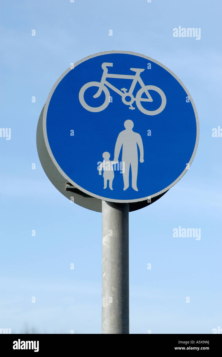 Cycle and pedestrian route sign in the UK Stock Photo - Alamy