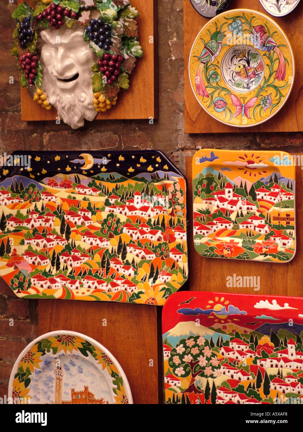 Tuscany italy ceramic painted pottery hi-res stock photography and ...