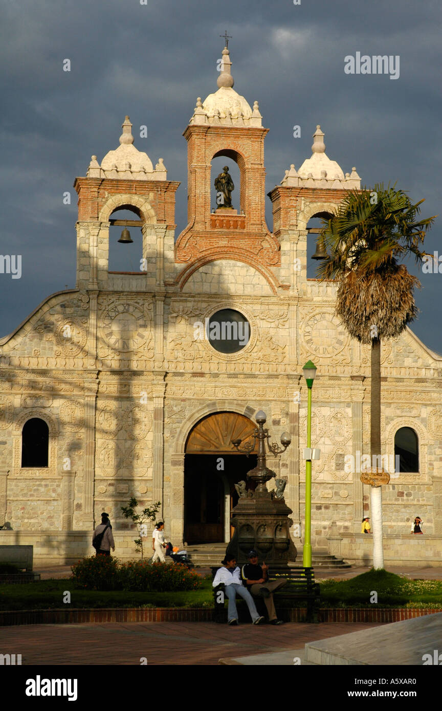Riobamba cathedral hi-res stock photography and images - Alamy