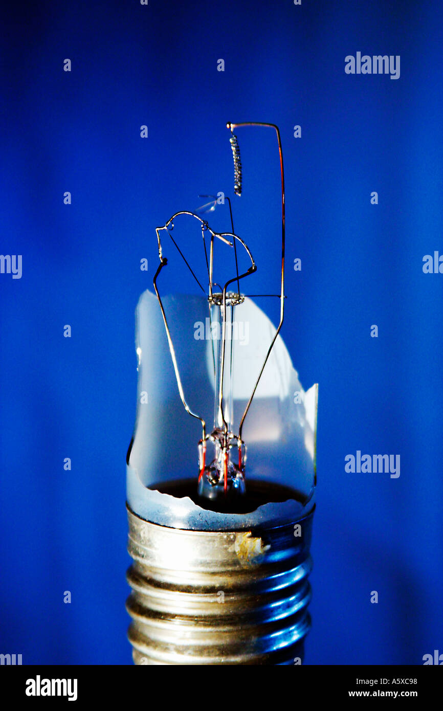 Broken Lightbulb Broken Glass Stock Photo - Alamy
