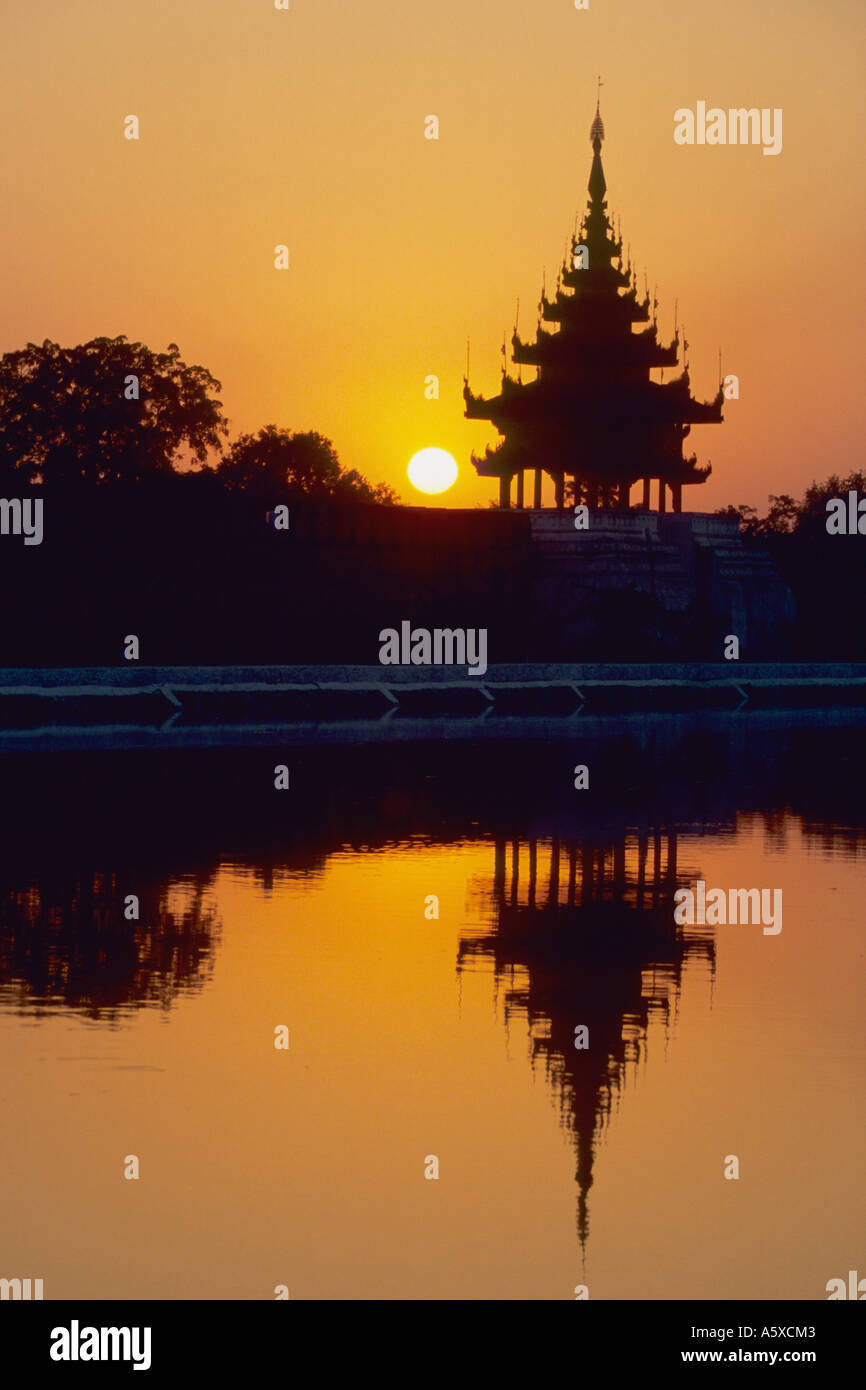 Myanmar Mandalay Palace Moat sunset Stock Photo - Alamy
