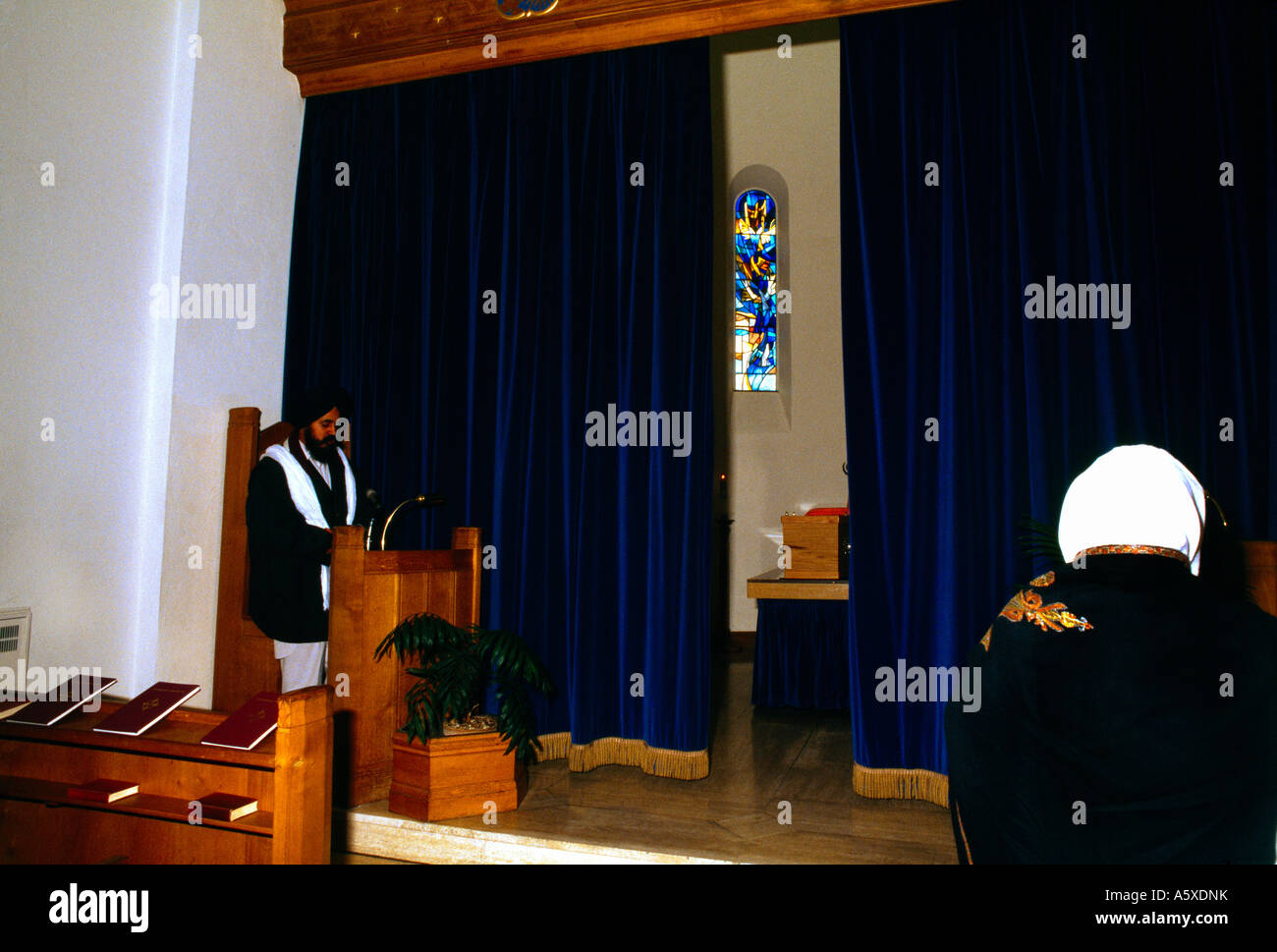 Sikh Funeral Curtains Closing Around Coffin Stock Photo - Alamy