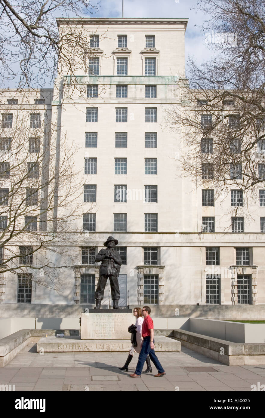 Ministry of defence building london hi-res stock photography and images ...