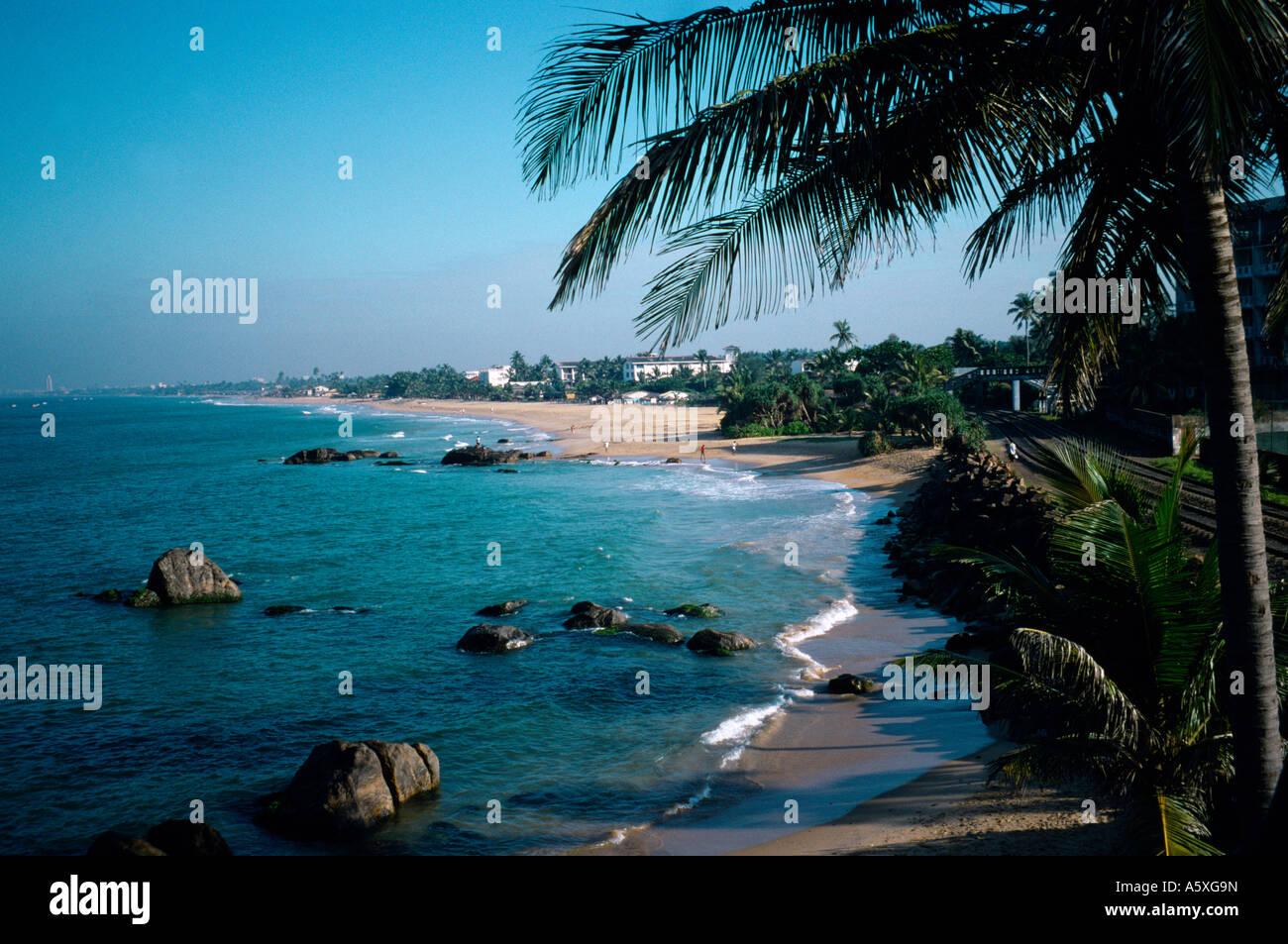 Mount Lavinia Sri Lanka Beach & Rocks Stock Photo - Alamy